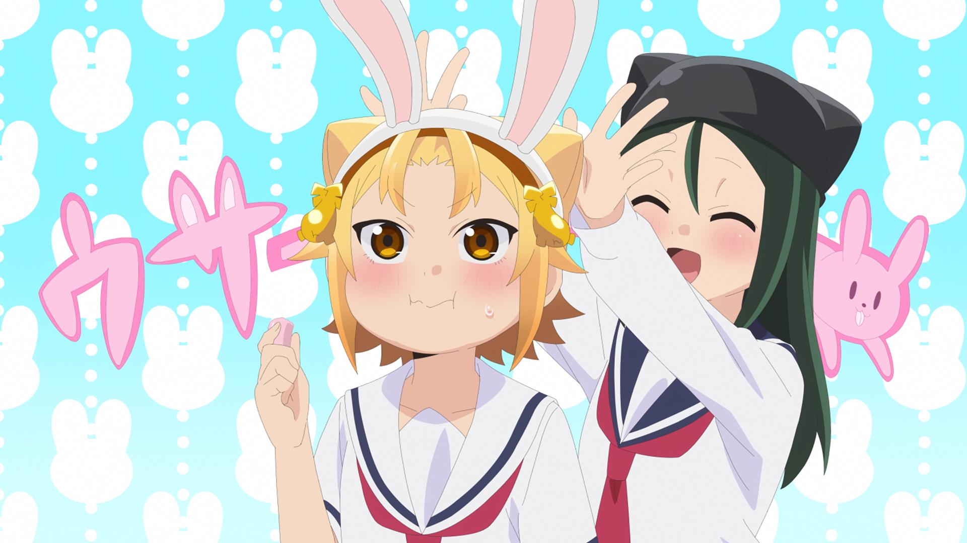 While gazing at the moon on the night of Jugoya, everyone discusses ...